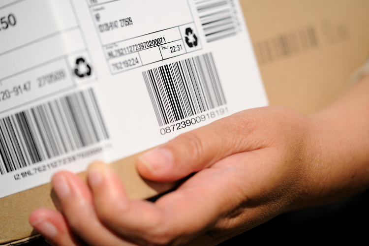 How Package Tracking Software Is Used to Streamline Your Business